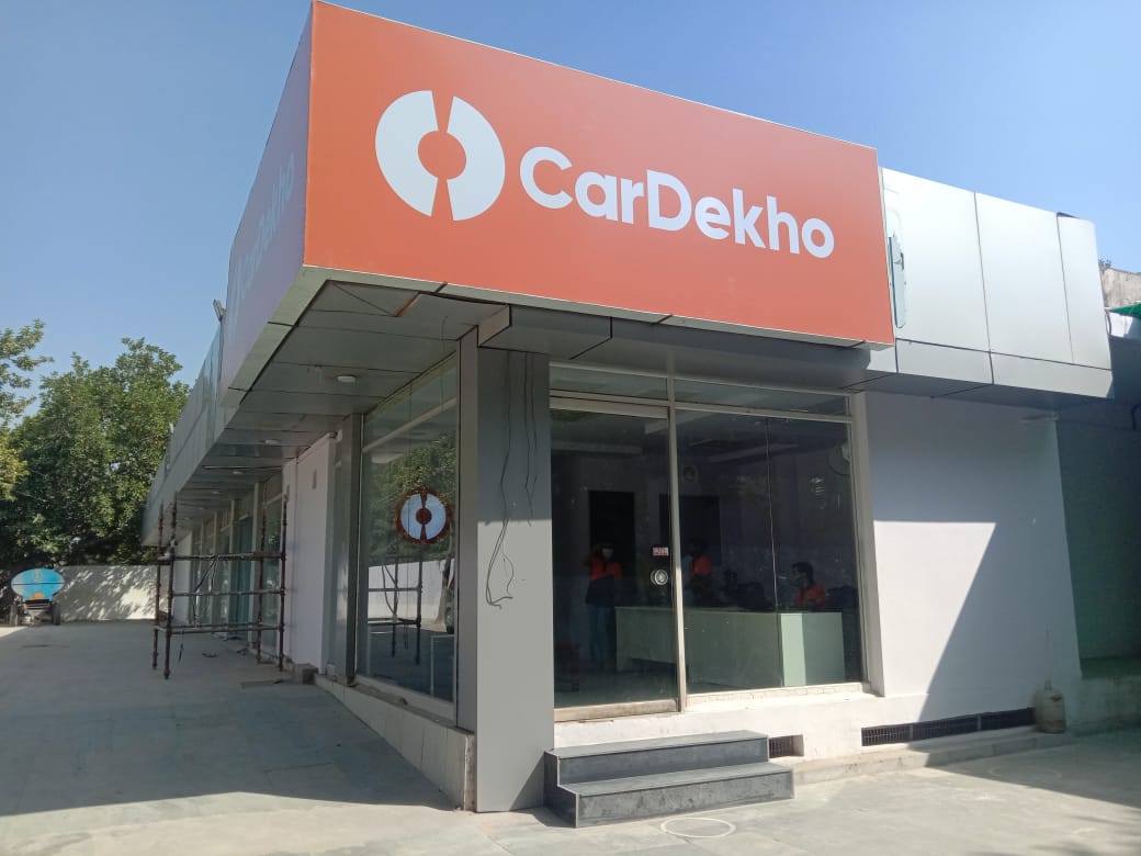 CarDekho’s 1st Mega refurbishment center and customer service center ...