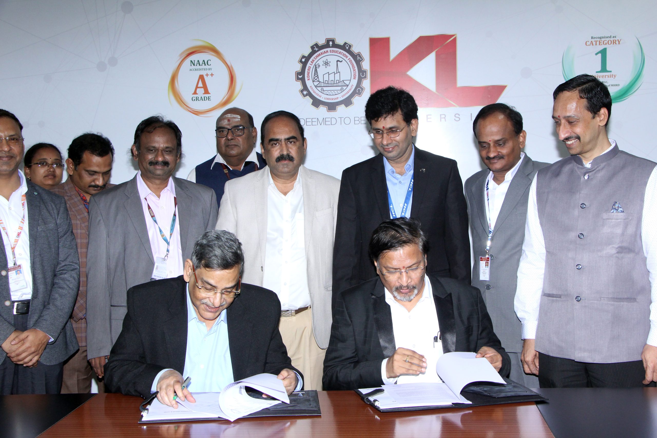 KL Deemed to be University Signs MoU with HCL Technologies for TechBee ...